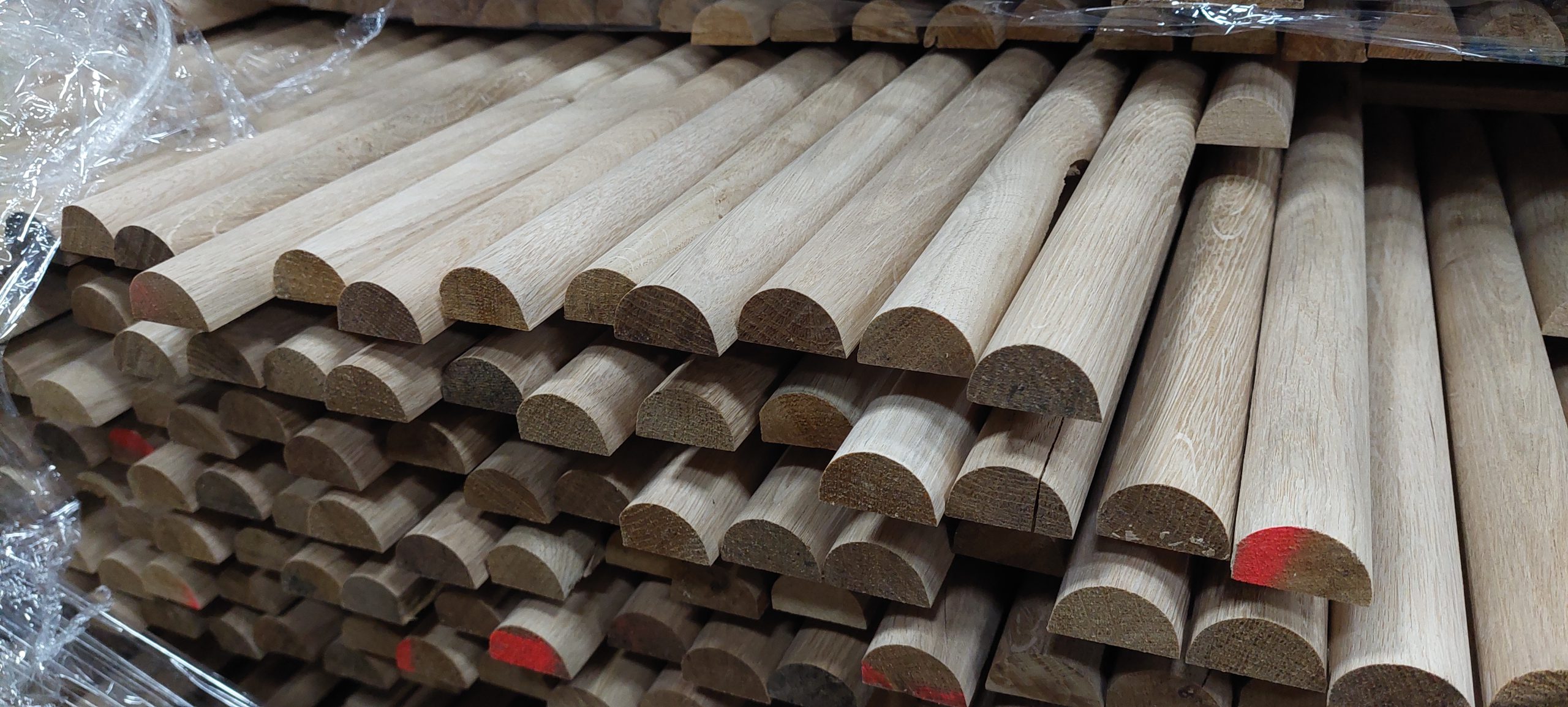 Halfronde latten – Meuleman Massief Hout